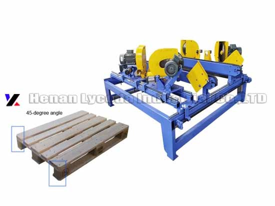 Wood pallet corner cutting machine